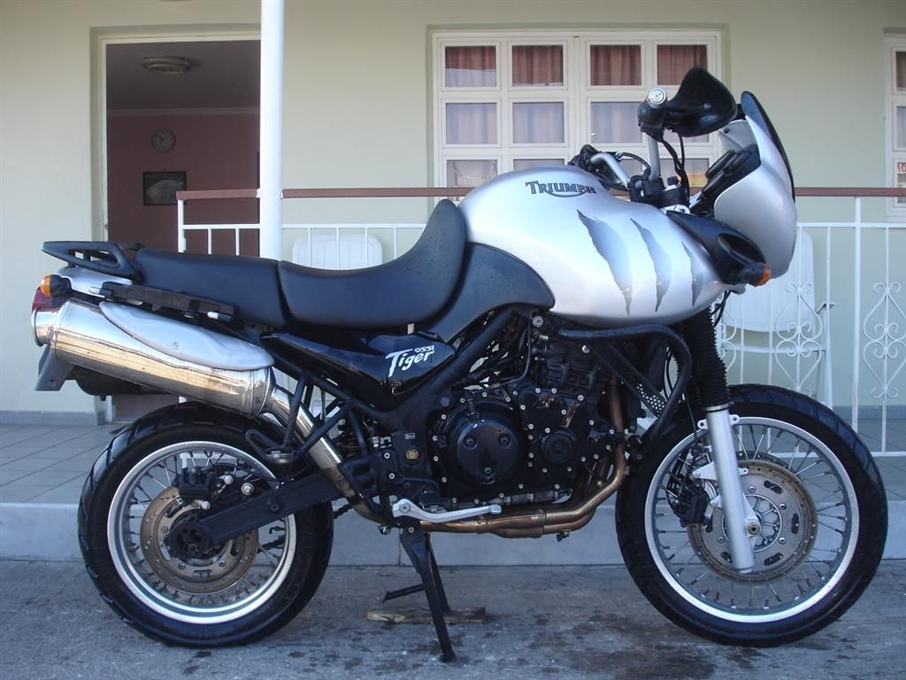 Ανταλλακτικά για TRIUMPH TIGER 955 2000 usedmotoparts.gr
